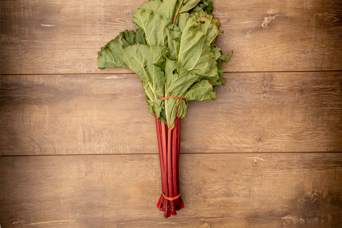 Fresh Rhubarb Bunch – Pompei's Wholesale Fruit & Veg